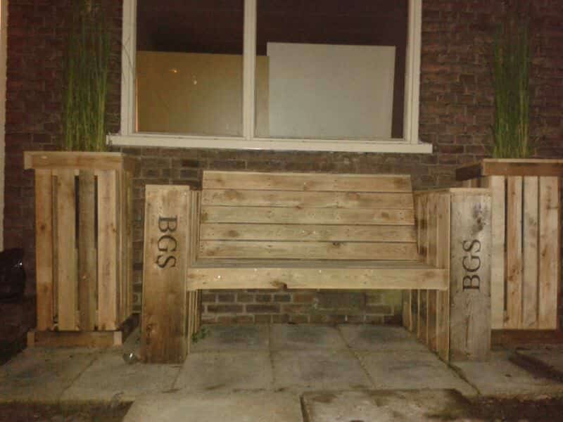 Lounge Bench & Two Large Planter Boxes Made Of Recycled Pallet Wood ...