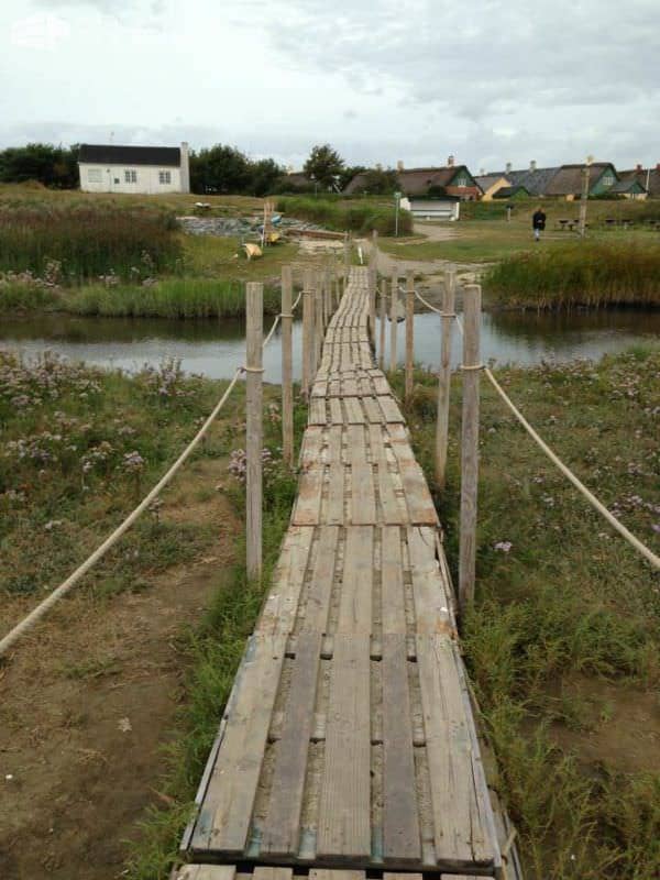 Pallets Bridge • 1001 Pallets