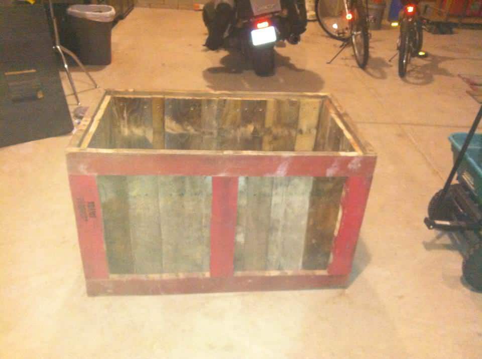 Pallet Storage Box • 1001 Pallets