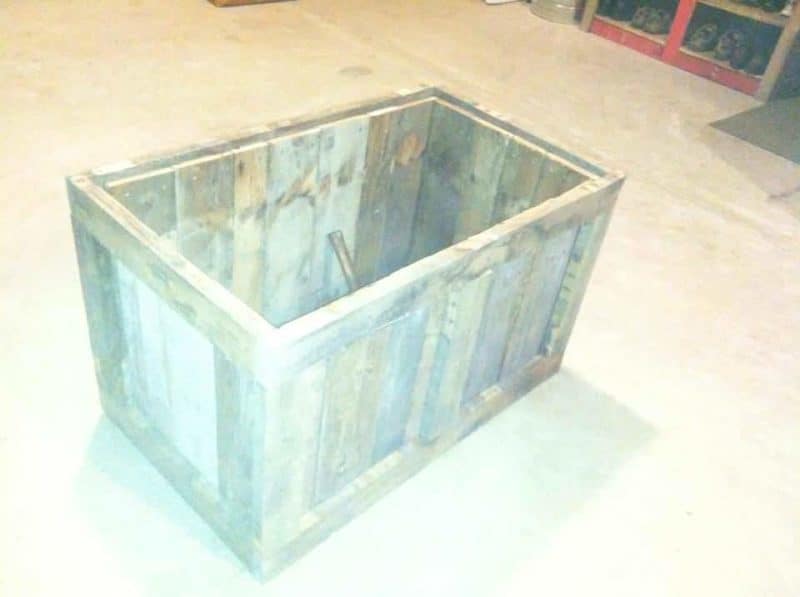 Pallet Storage Box • 1001 Pallets