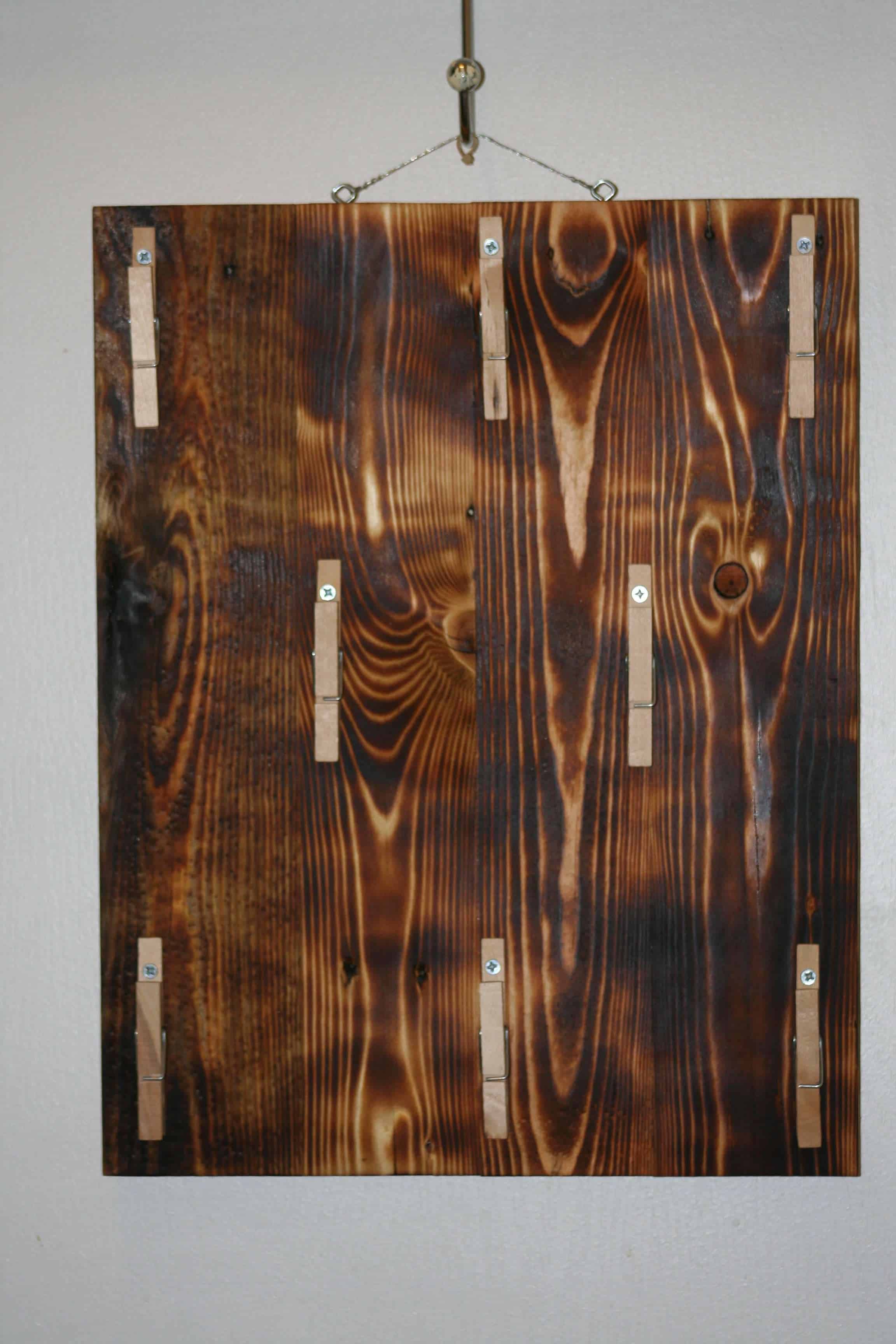 Easy Pallet Picture Display Board • 1001 Pallets