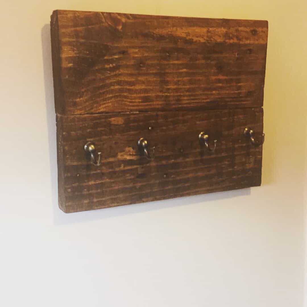Pallet Key Holder • 1001 Pallets