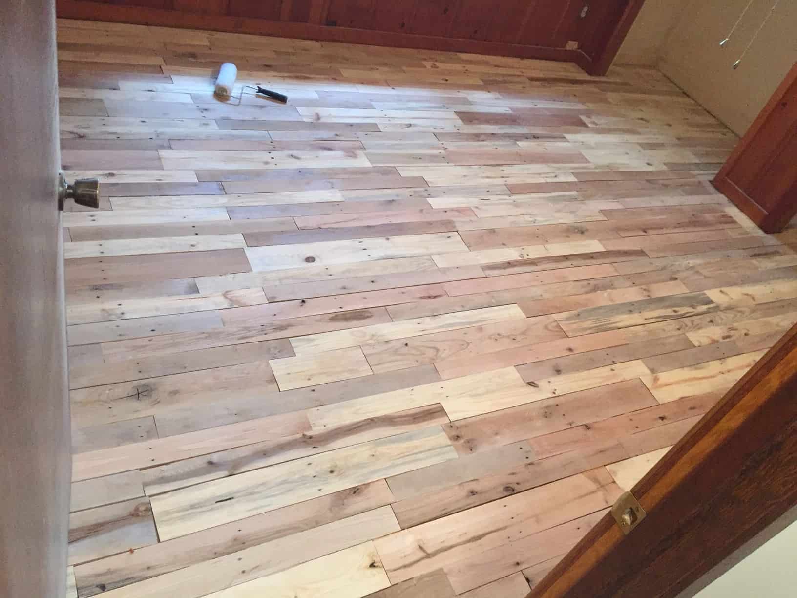Pallet Wood Floors Two Ways • 1001 Pallets