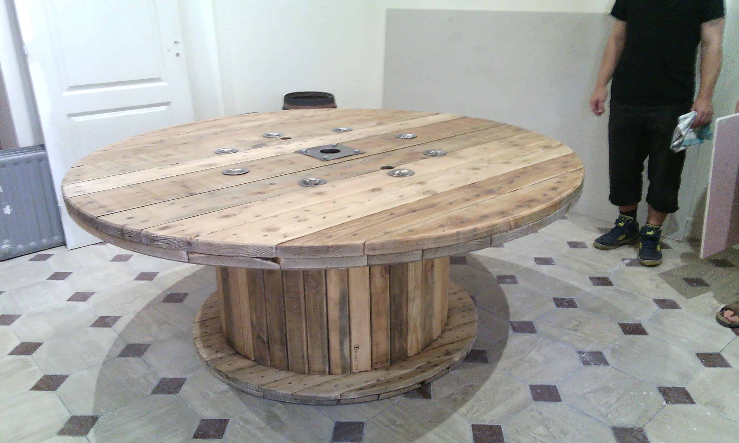 Upcycled Spool Table • 1001 Pallets