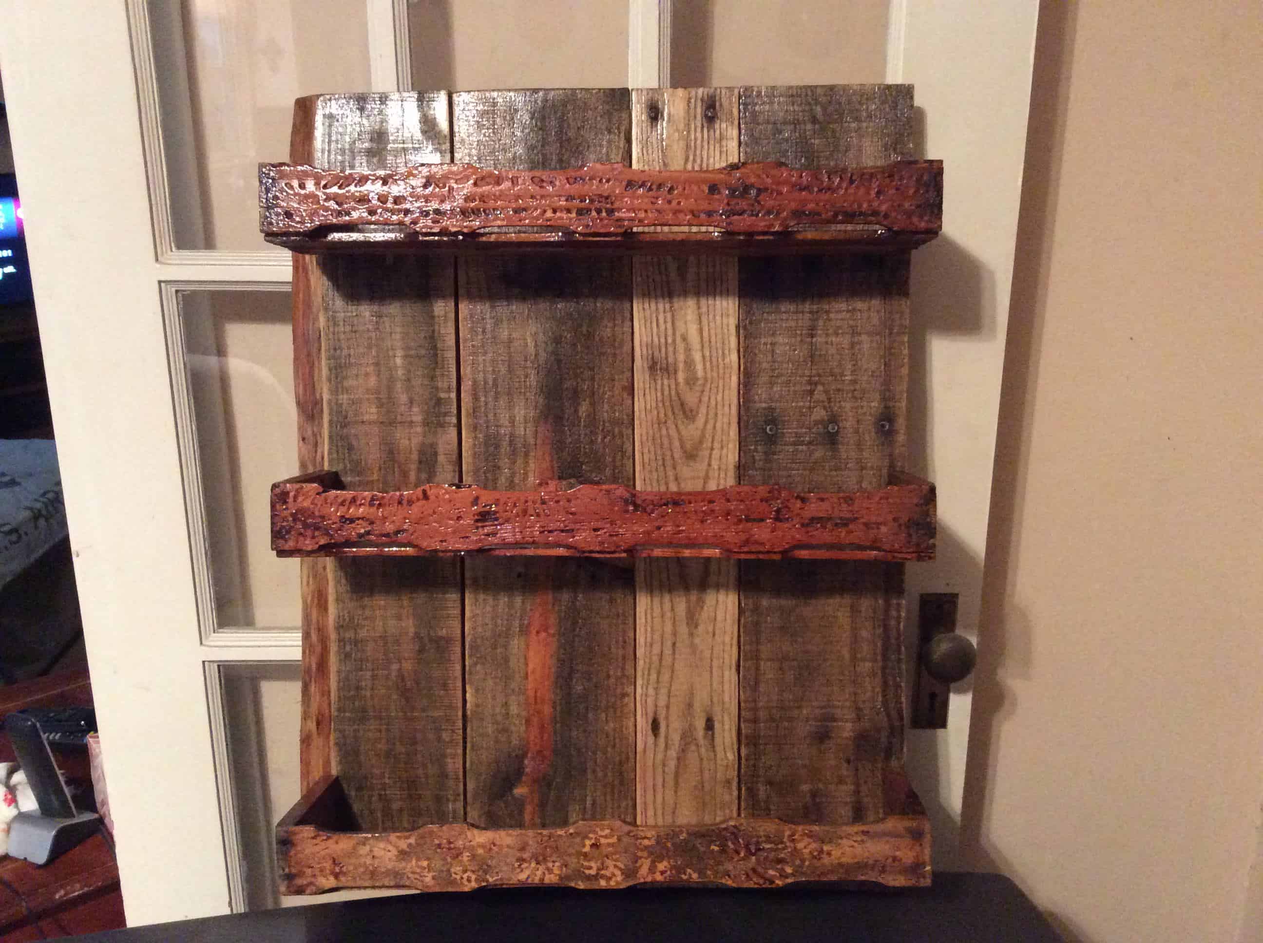 Bee-utiful Pallet/Bee Box Frame Spice Rack • 1001 Pallets