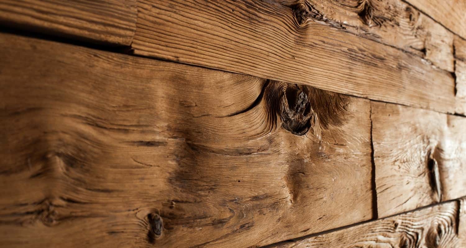 Woodworking Projects Using Reclaimed Wood: Worth the Effort! • 1001 Pallets