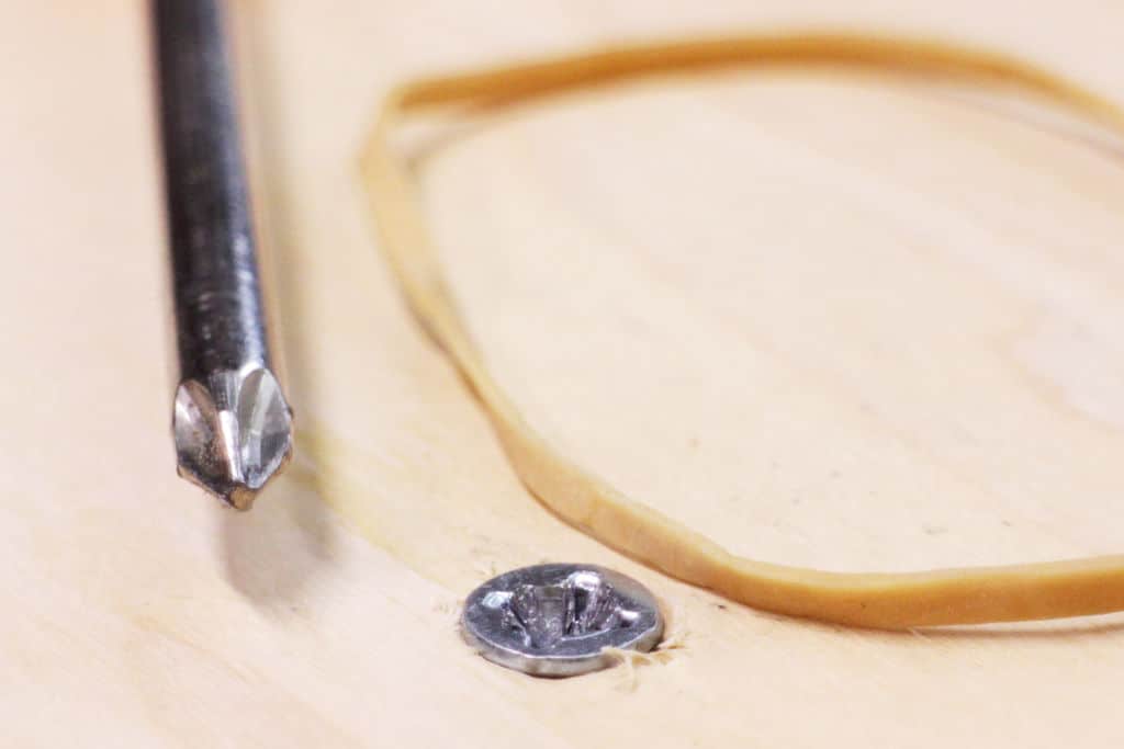 4 Methods to Remove a Stripped or Broken Screw • 1001 Pallets