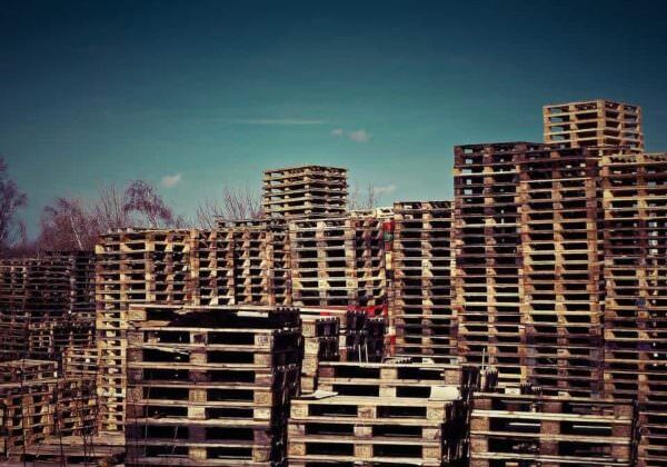 Pallet Tower for the World Largest Bonfire • 1001 Pallets